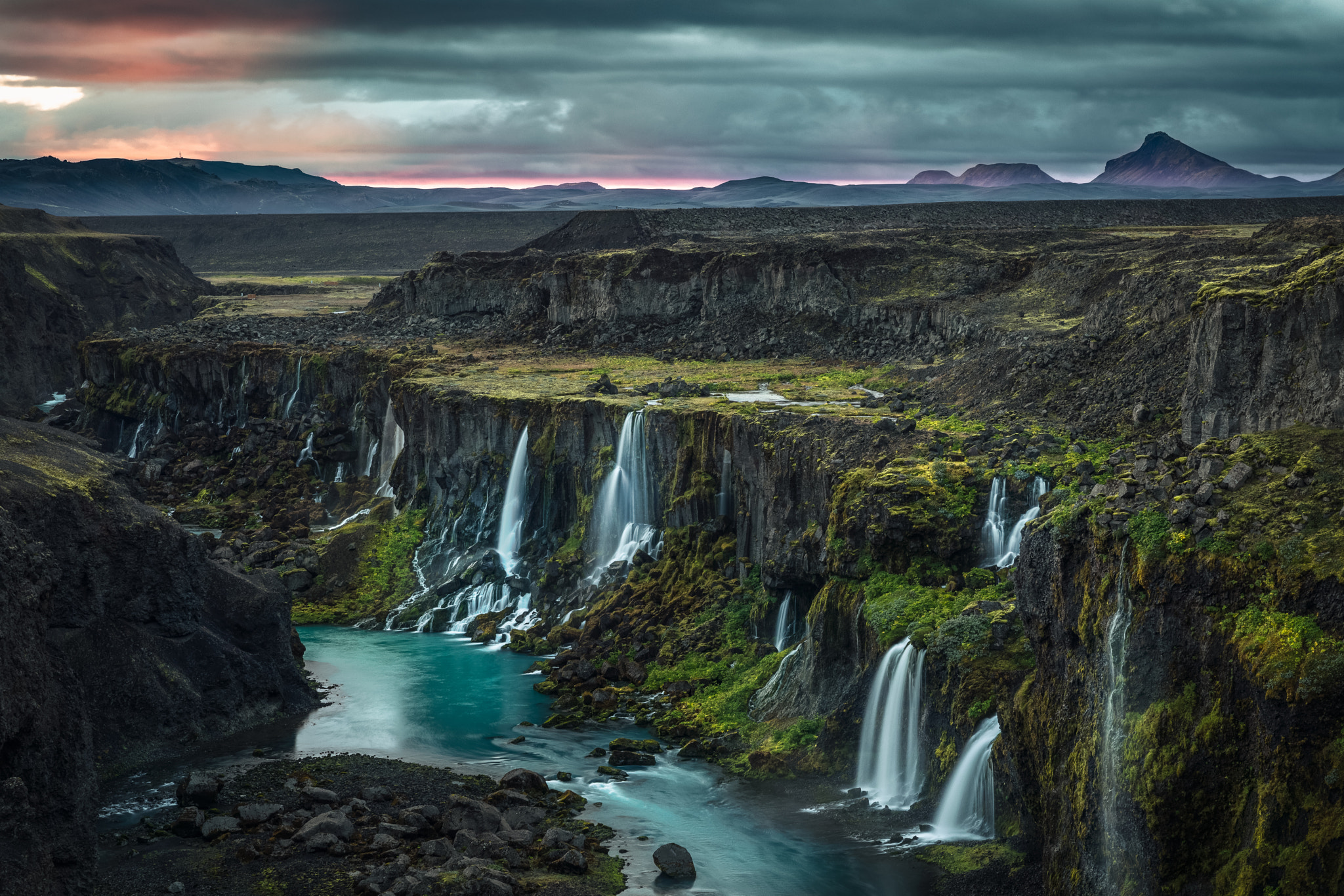 Valley of tears by Jean-François Chaubard / 500px