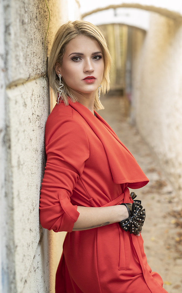 My Lady in Red ... by Harald Dessl / 500px