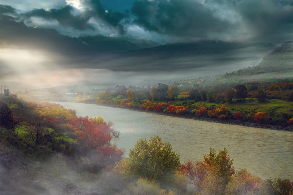 Morning fall by Samal Tofik / 500px