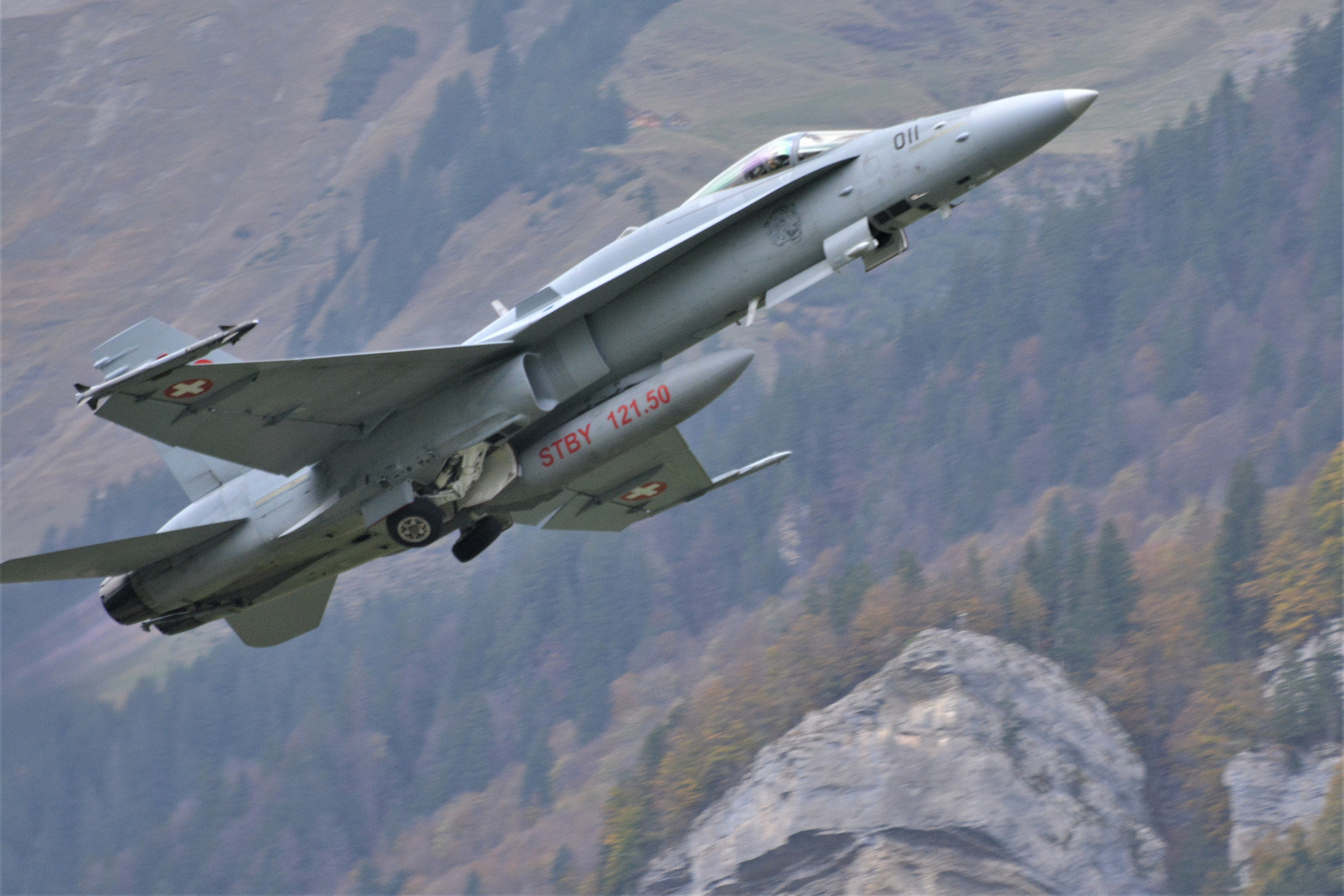 Meiringen, areoporto militare-Berna-Switzerland by Marco Rey / 500px