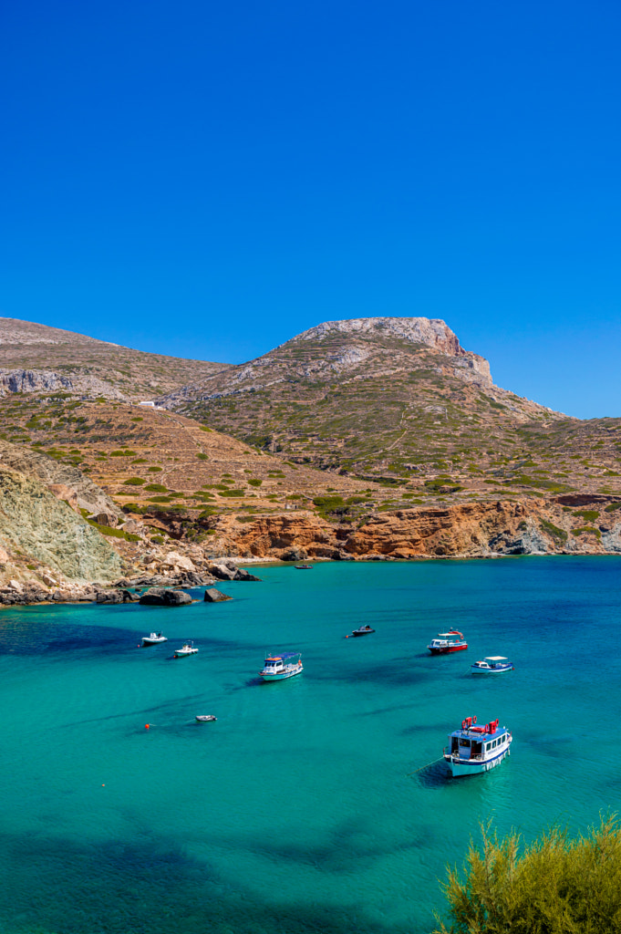 Amazing crystal clear water of Agali Beach, Folegandros by Alexandra ...