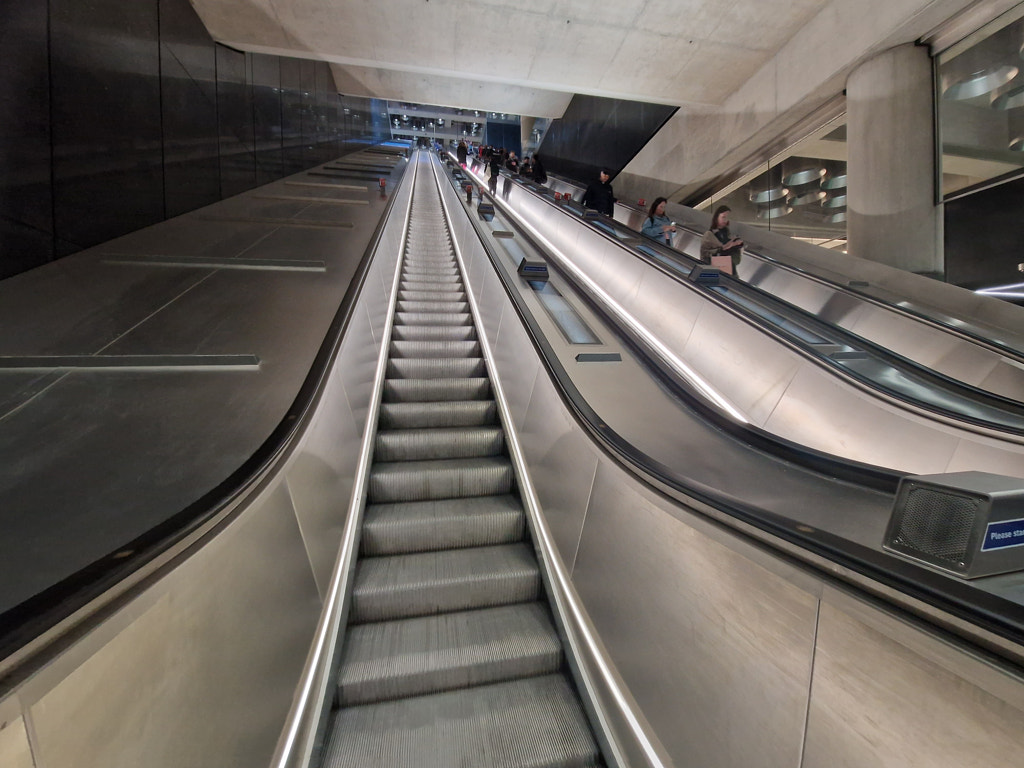 The new and amazing Elizabeth Line London underground by Steve Margo ...