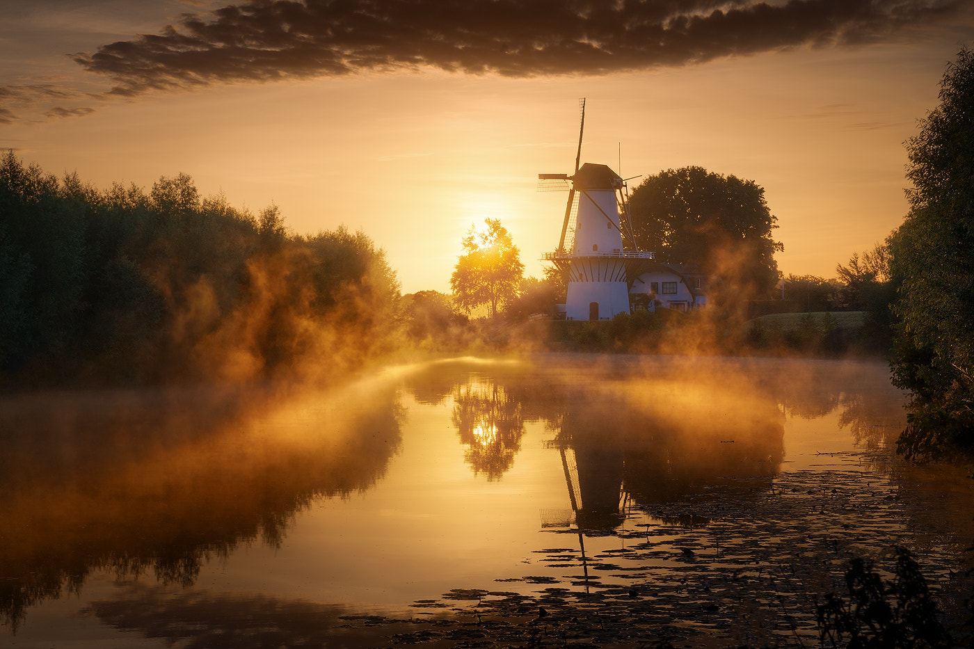 Foggy morning at Molen de Vlinder by Iván Maigua / 500px