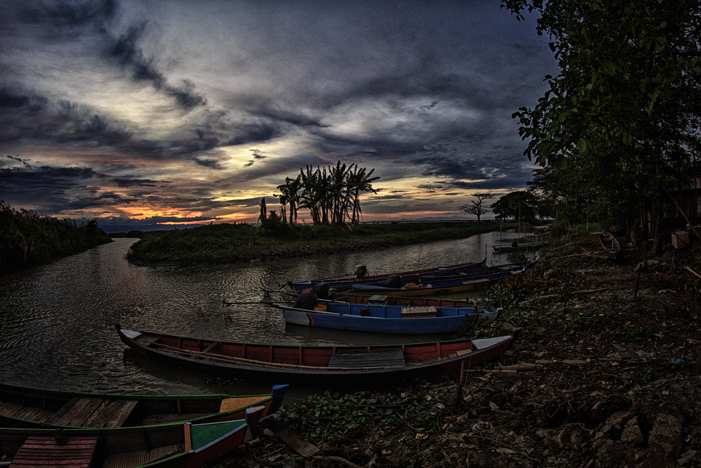 before night at Lake Tempe Indonesia by Hartono Wijaya / 500px