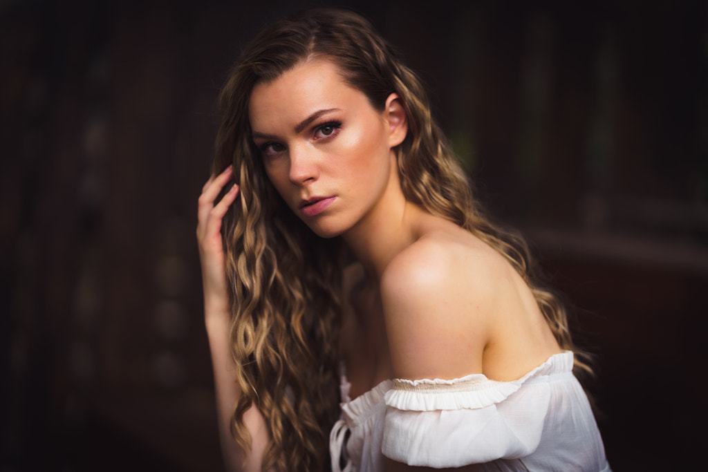 Heather by Emmanuel Esguerra / 500px