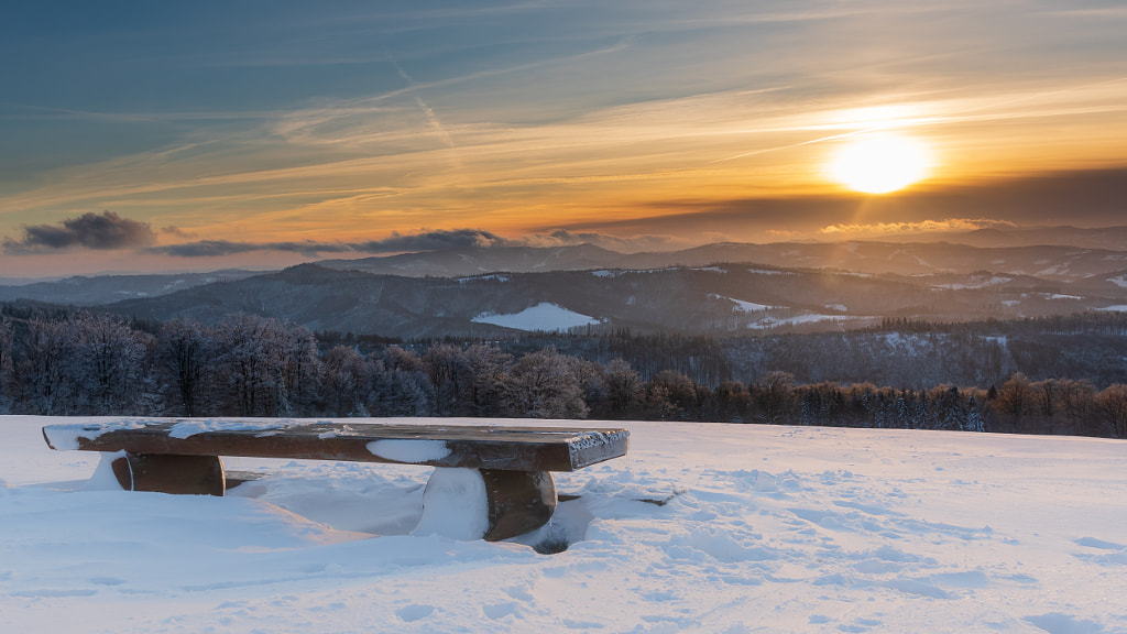 Magic bench by Marek Wojnar / 500px