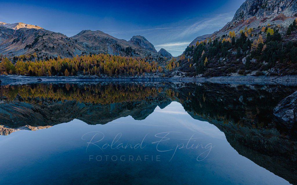 Morning Hike by Roland Epting / 500px