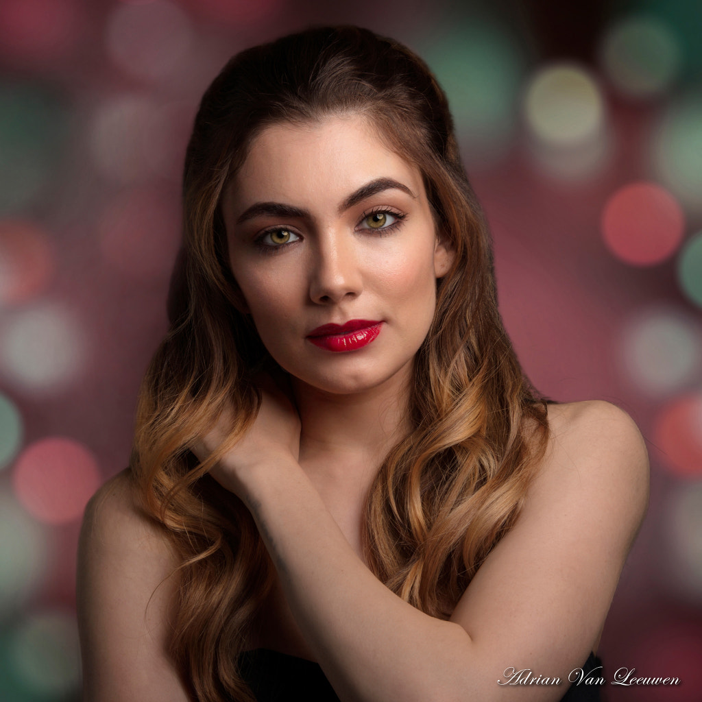 Portrait of a Beautiful Woman - Jessica by Adrian Van Leeuwen / 500px