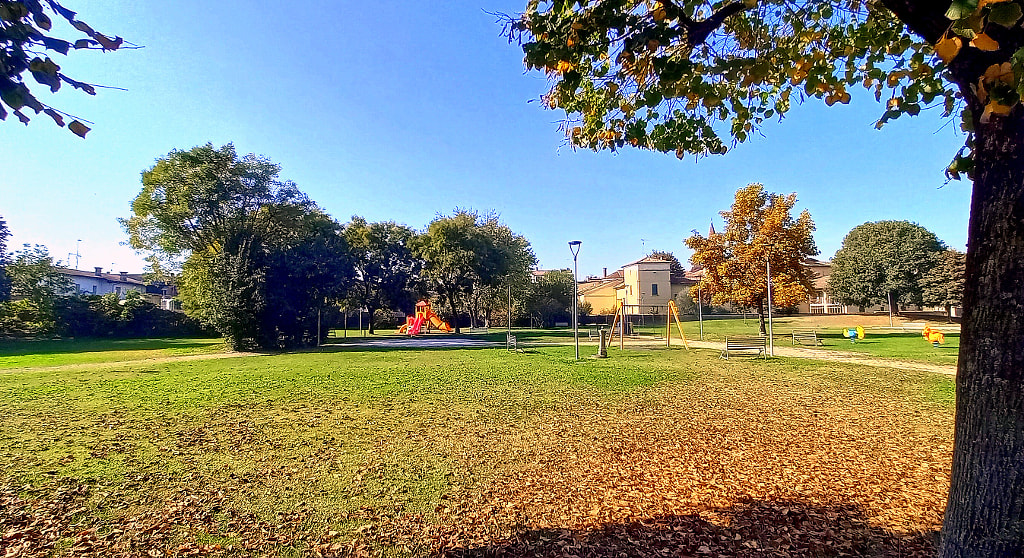Il parco pubblico a Gambara. by Gian Luigi Bonomini / 500px
