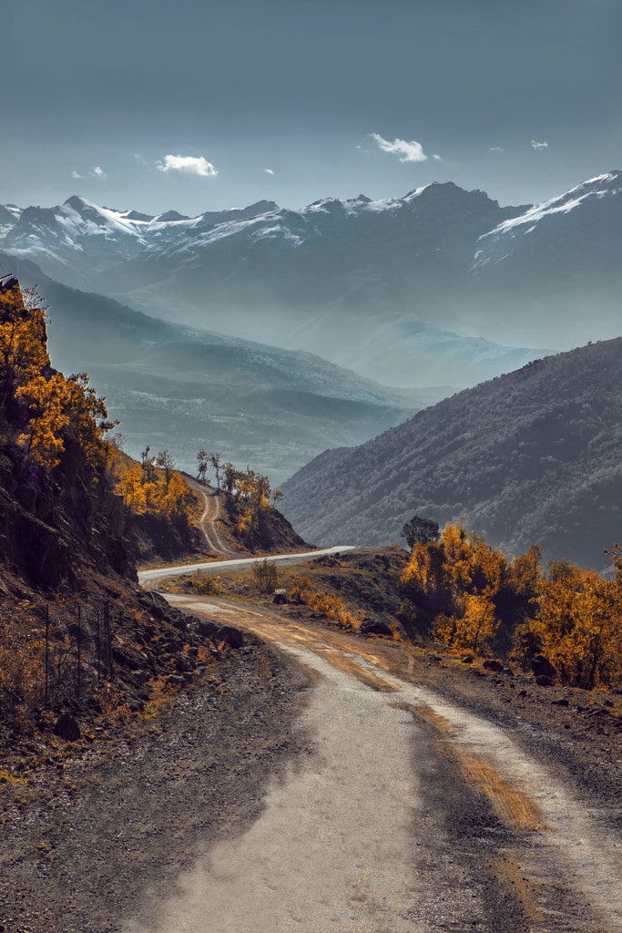 This way to Mount by Samal Tofik / 500px