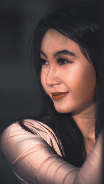 Chloe Choong~Close-up of young woman looking away by Steven Chiow | 500px