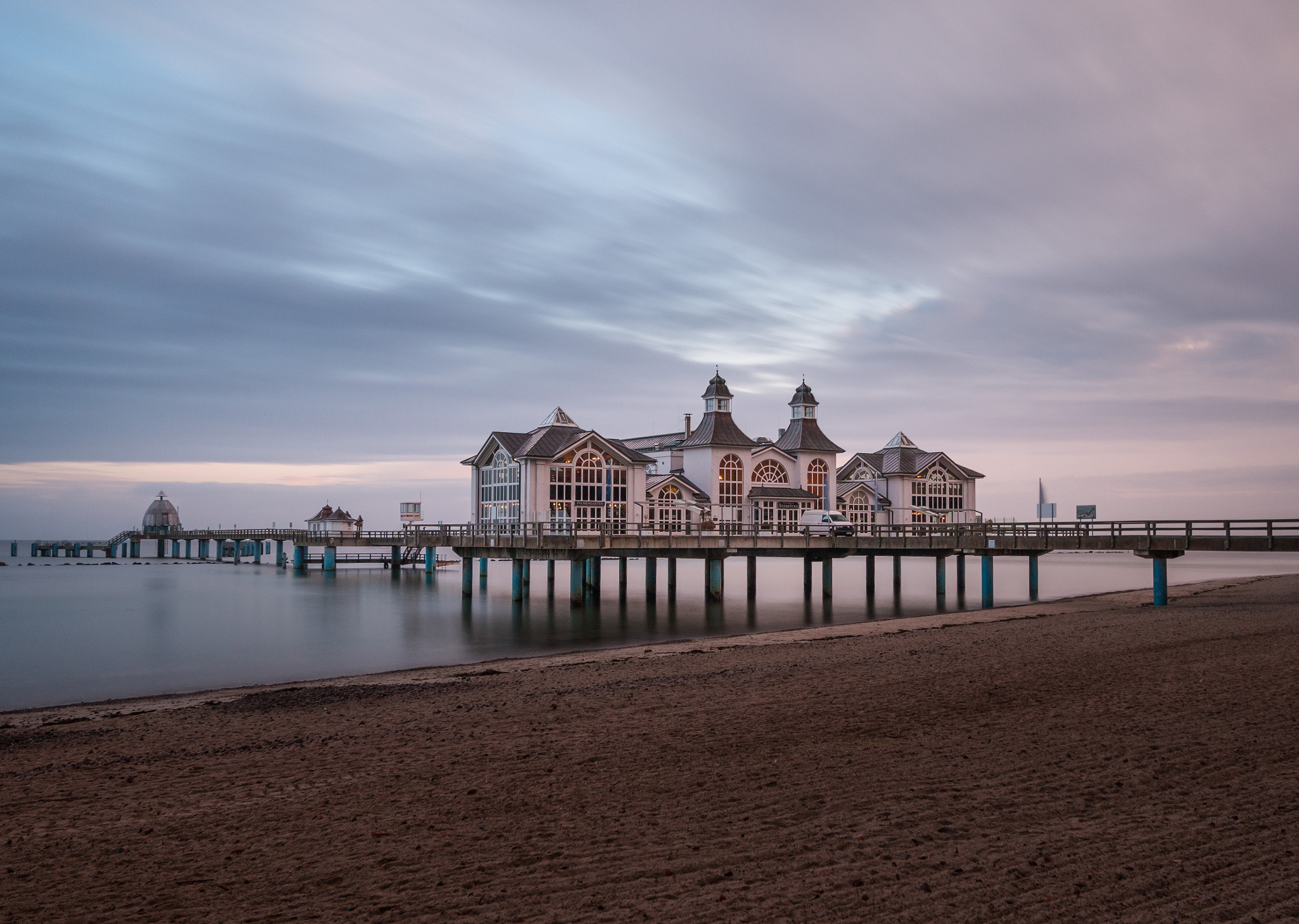 Seebrücke Sellin by Robert Schröter / 500px