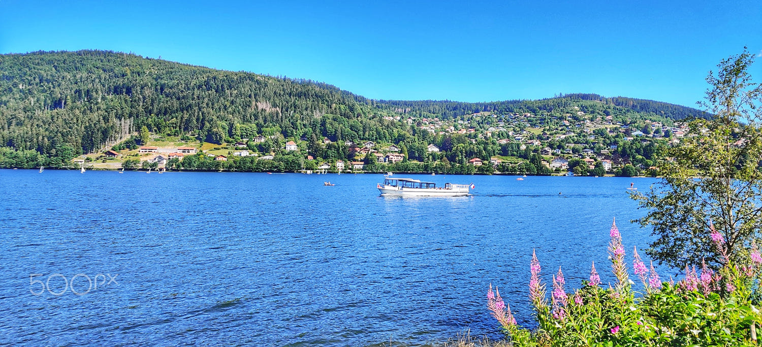 Le Lac de Gérardmer en été - Gerardmer Lake in summer by Michael Bilyk ...