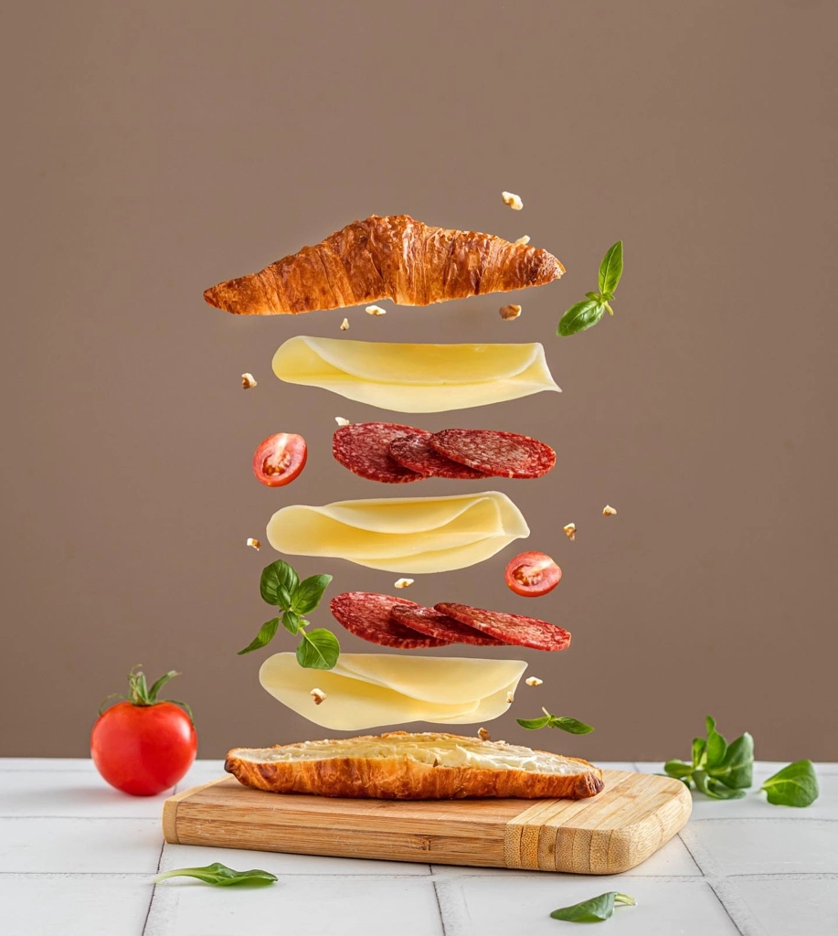 Flying sandwich by Galigrafiya / 500px