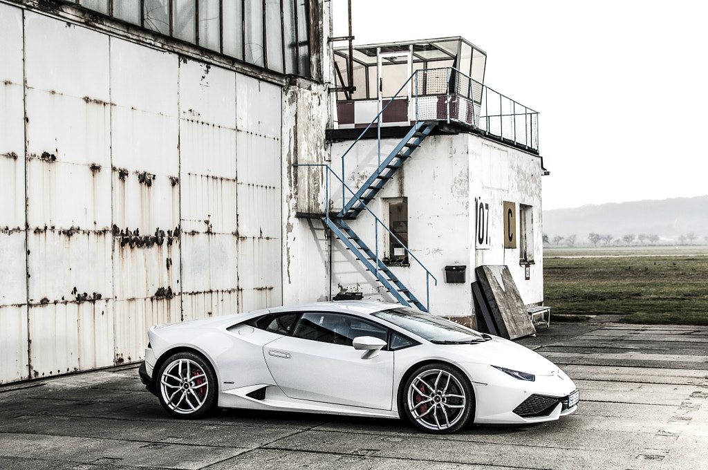 sport car by Chorche De Prigo / 500px