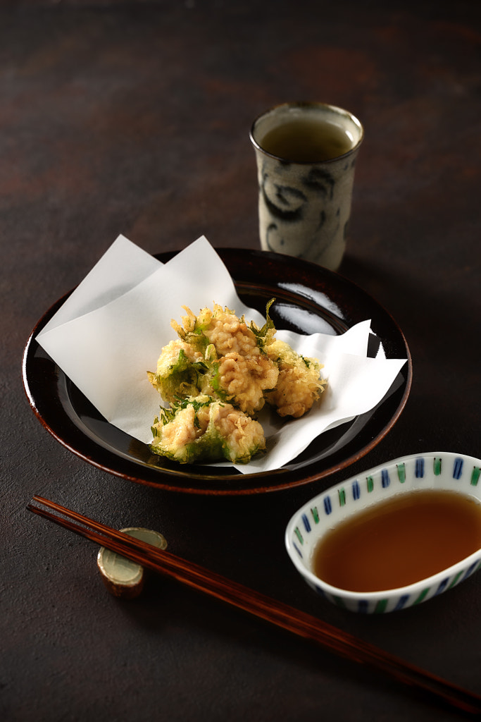 Soft roe tempura and sake by Hidekazu Makiyama / 500px