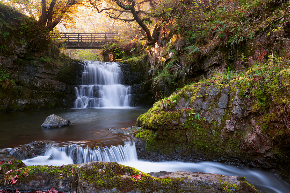 Footbridge, Sgydau Sychryd Waterfall, Pontneddfechan, Brecon Beacons ...