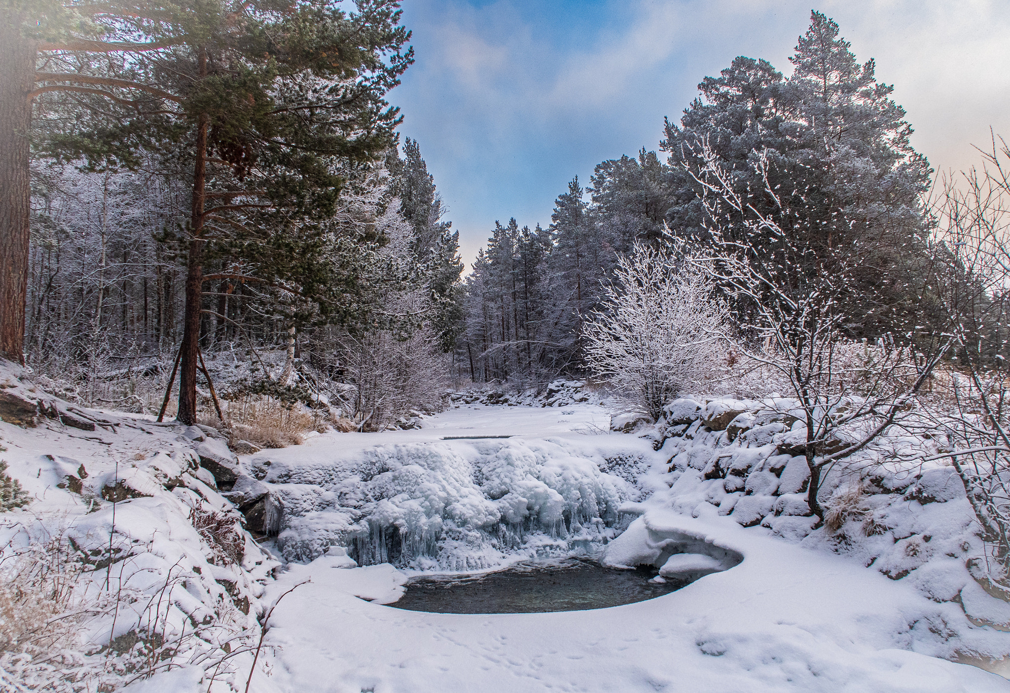 Frozen river by Torstein Holm / 500px
