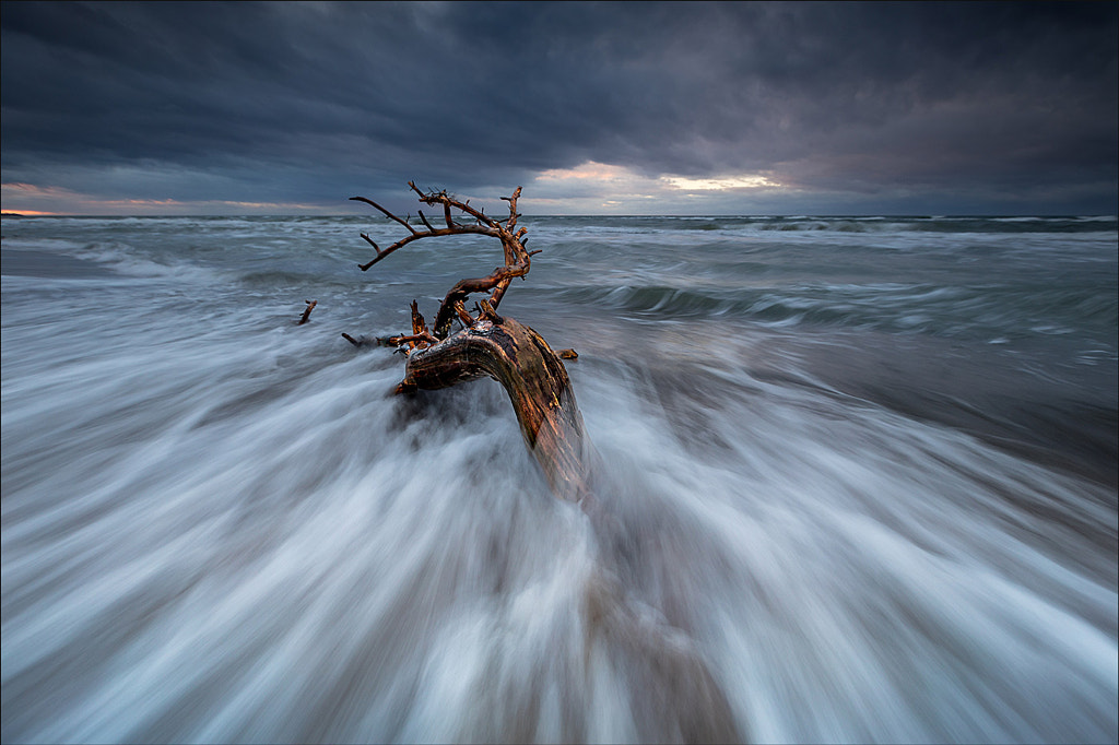 Stormy sea by Oliver Agit / 500px