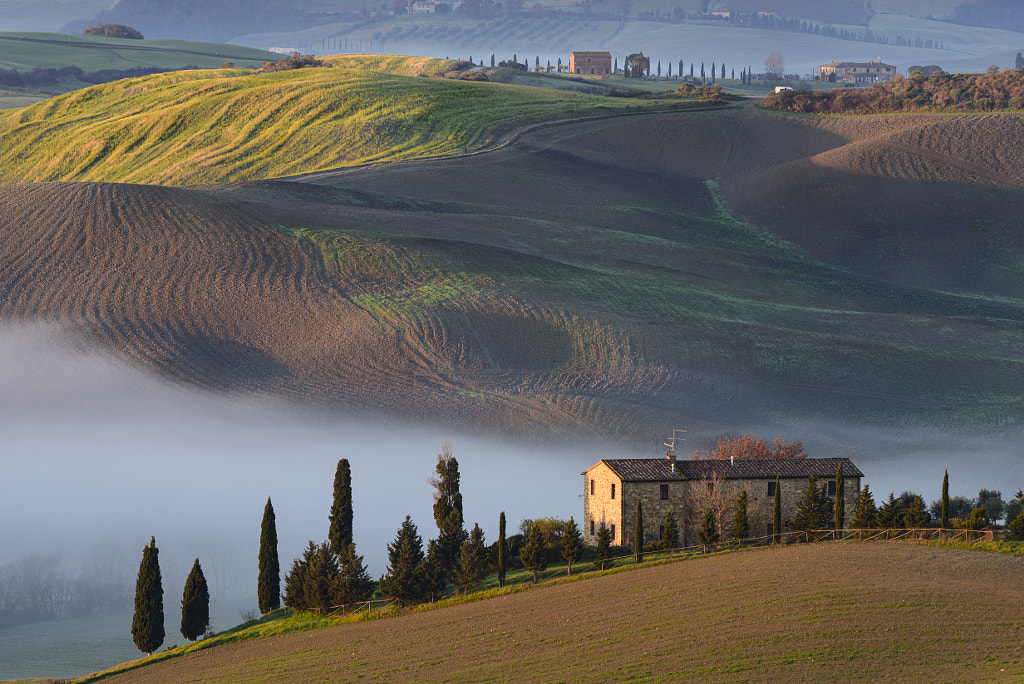 From hill to hill by Luca Scarpelli / 500px