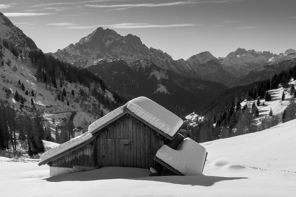 Scenic view of snowcapped mountains against sky by Stefano Taffoni / 500px