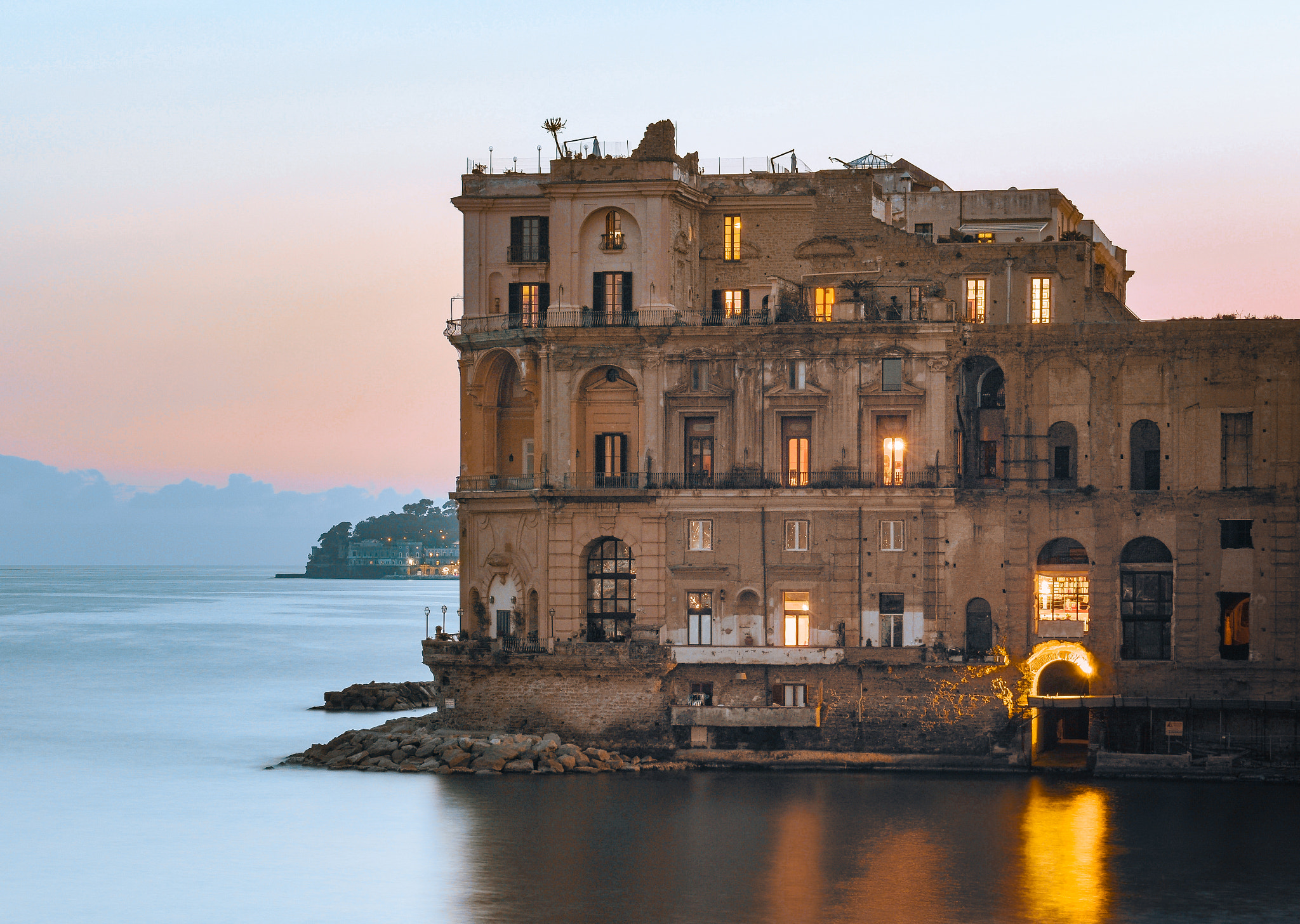 Palazzo Donn'Anna by Giovanni D. / 500px