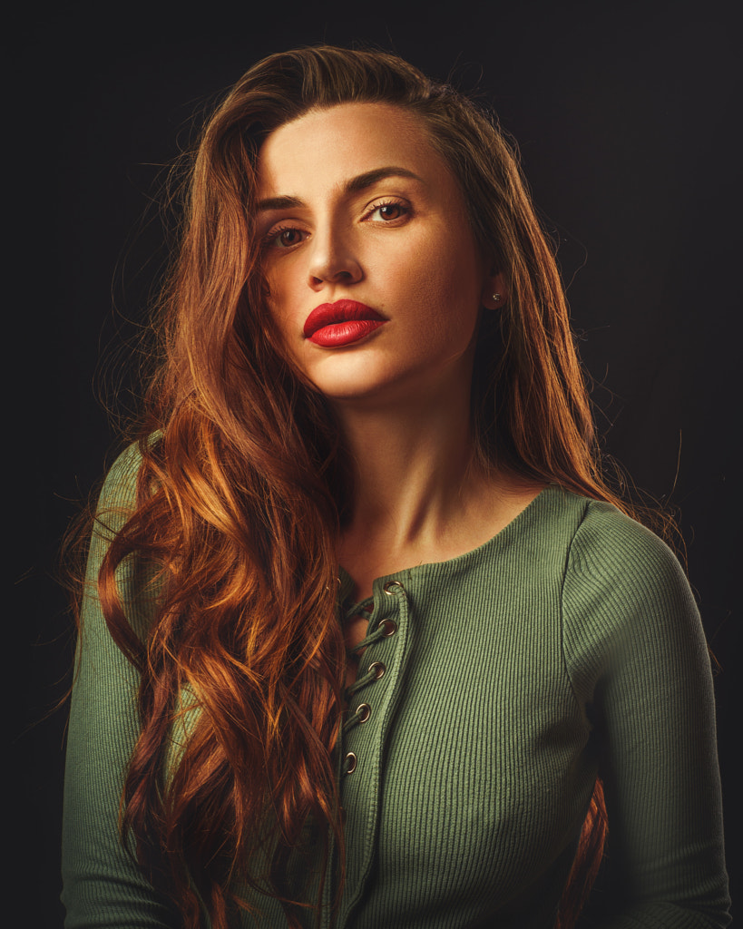 Anna by Serg Karkariys / 500px