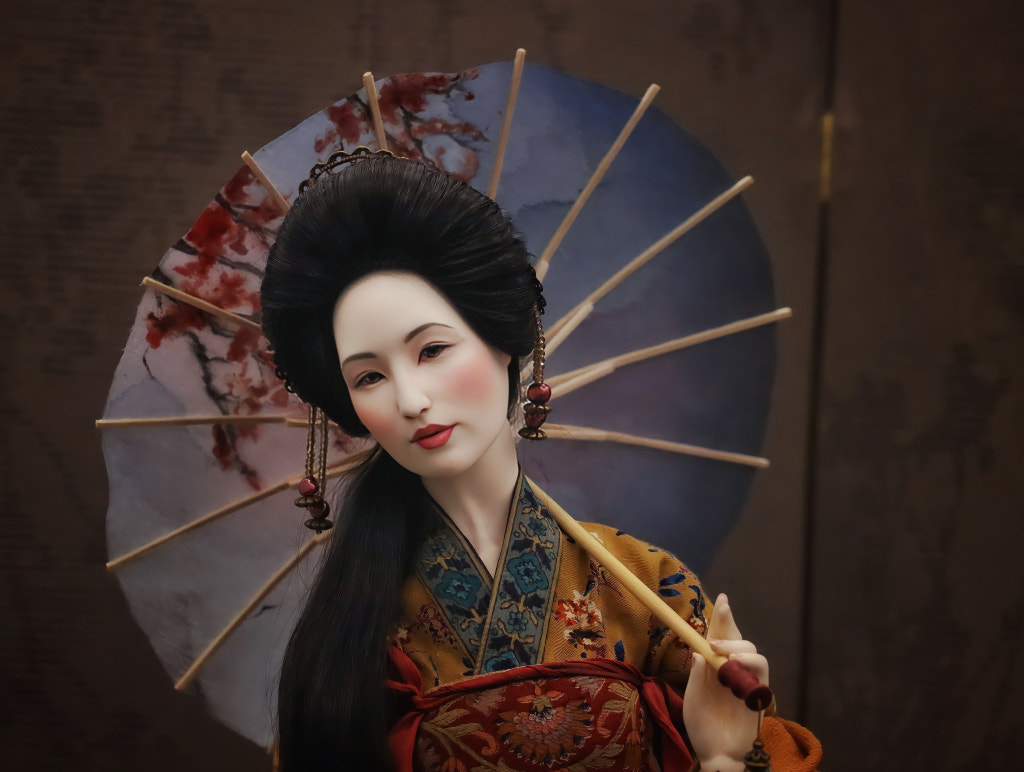 Chinese doll with umbrella by Dmitry R / 500px