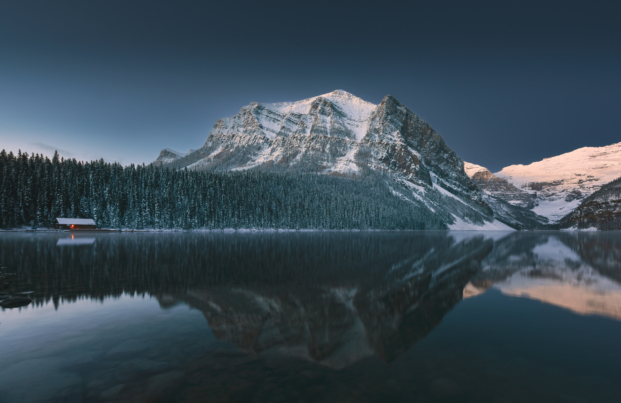 Dawn by David Dai / 500px