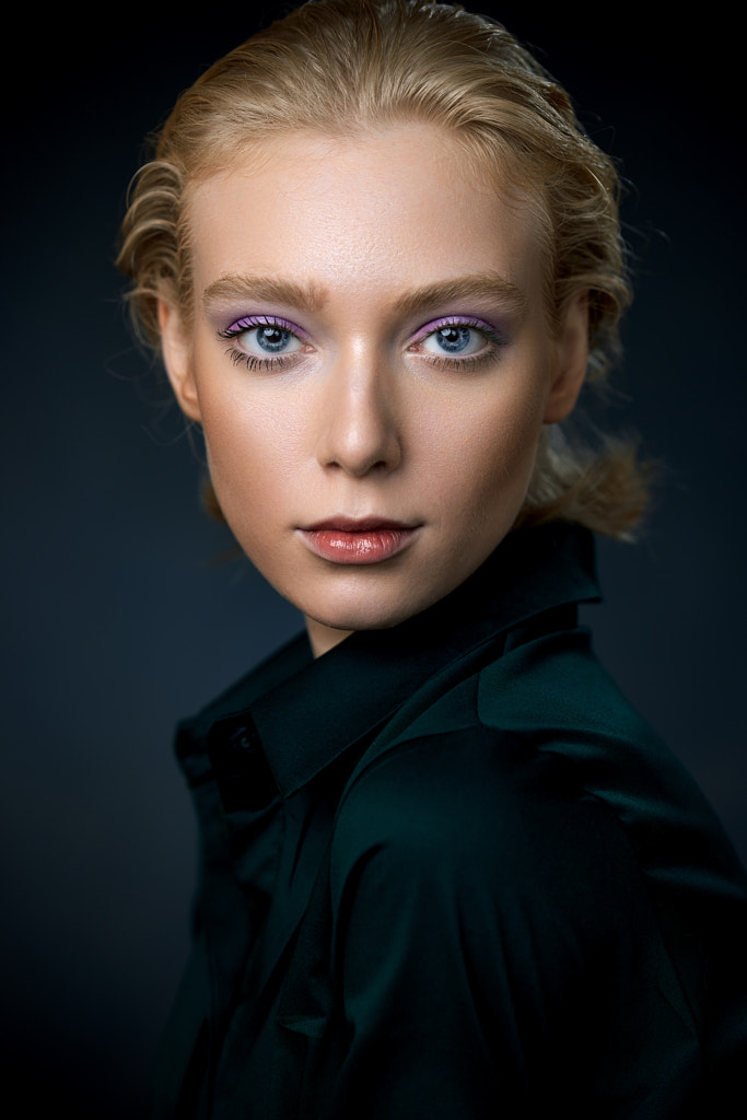 Beautiful woman with make-up by fybV / 500px