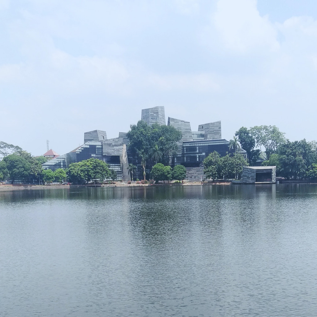 Crystal of Knowledge, Univerity of Indonesia Library by Rachmat Alam ...