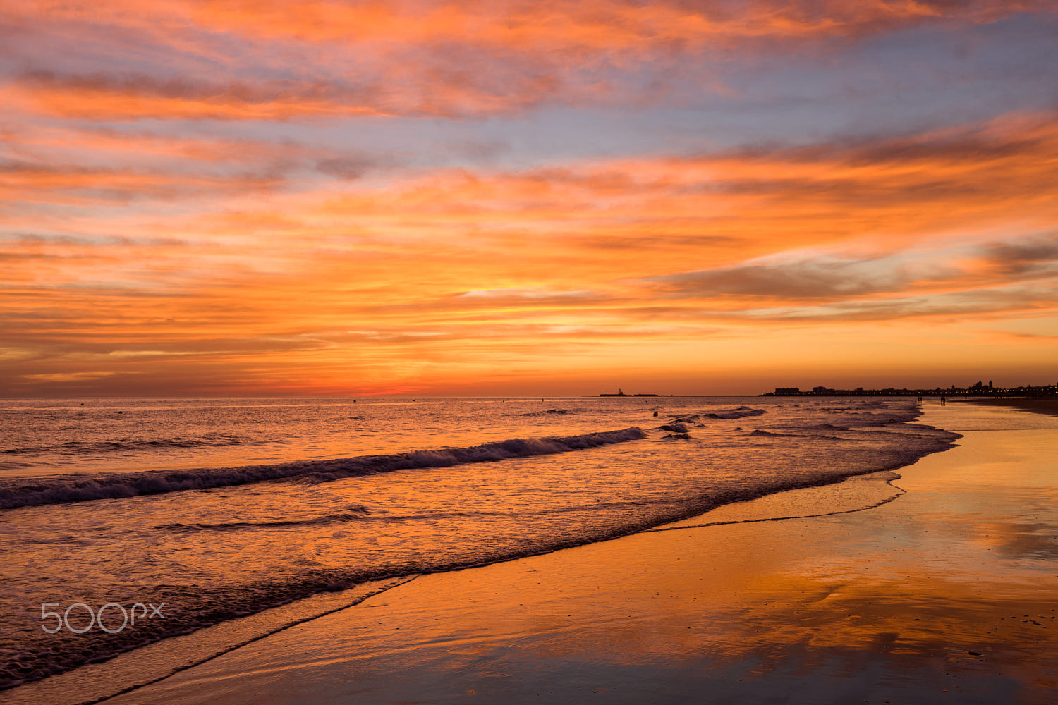 Puesta de Sol en Cádiz by Natalie / 500px
