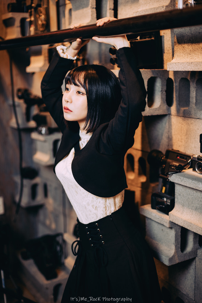 black concept portrait by Nosil Park / 500px