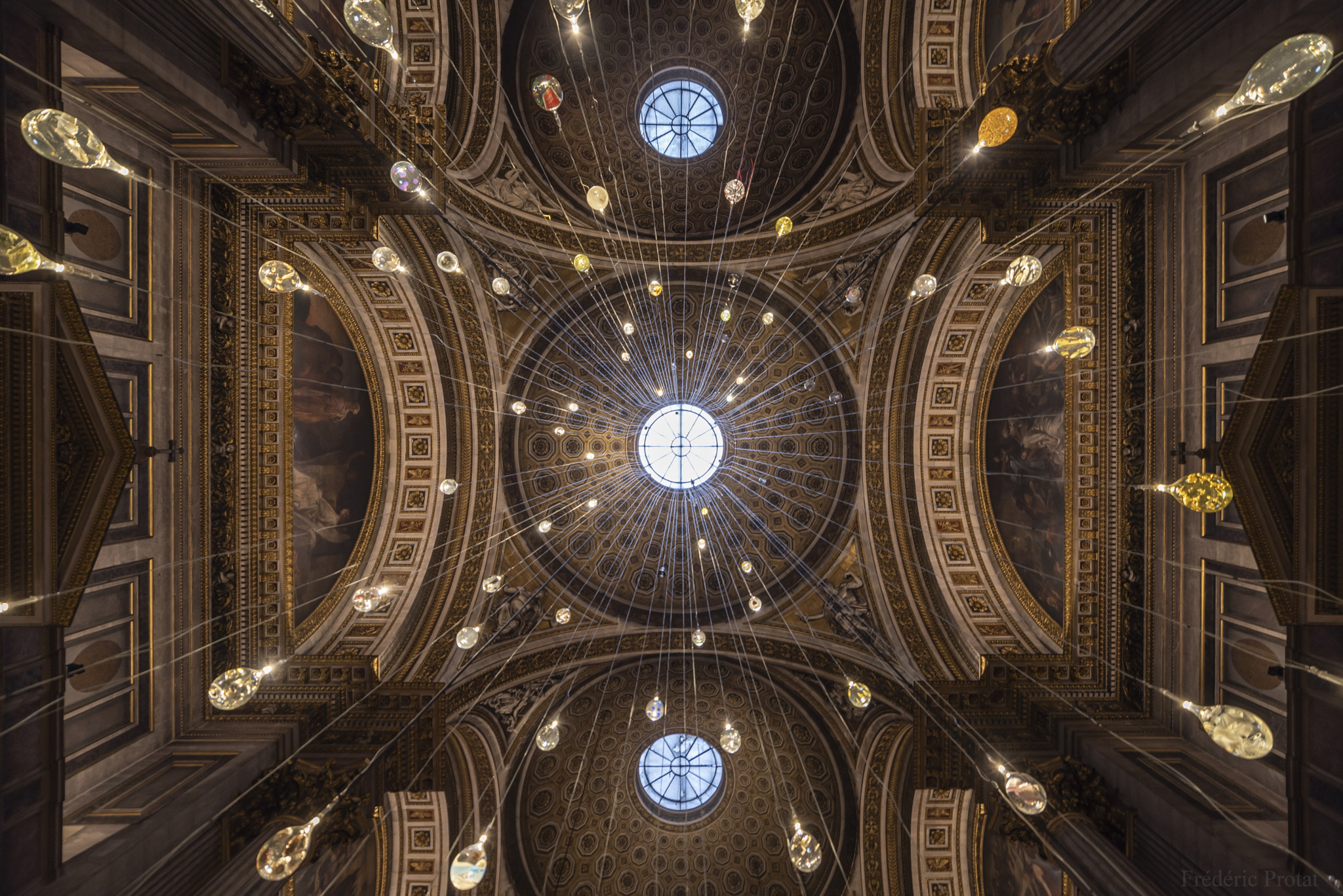 Sous les larmes de la Madeleine by Frédéric Protat / 500px