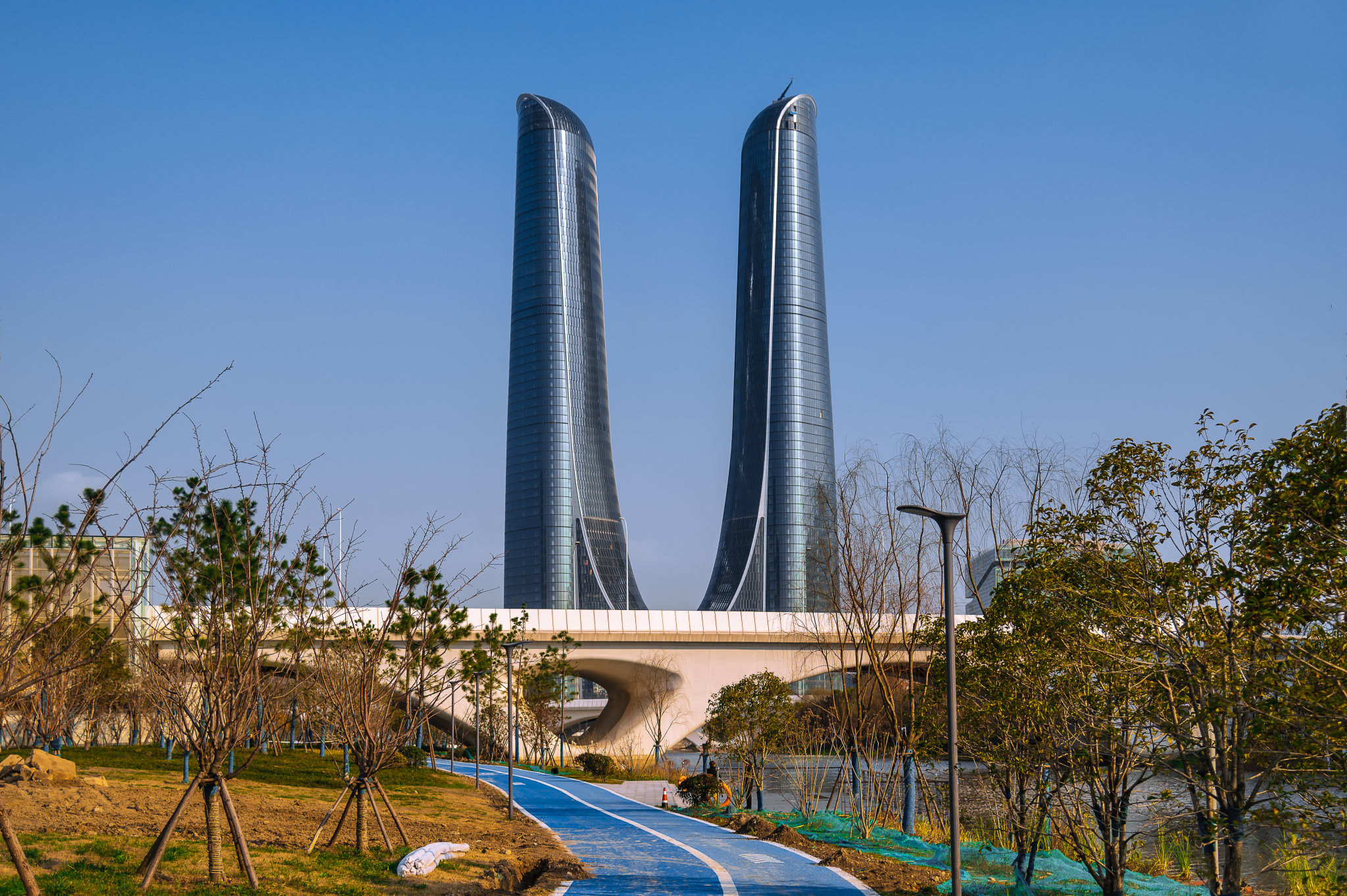 HANGZHOU | Greenland Center | 310m x 2 | 1017ft x 2 | 67 fl x 2 | Com ...