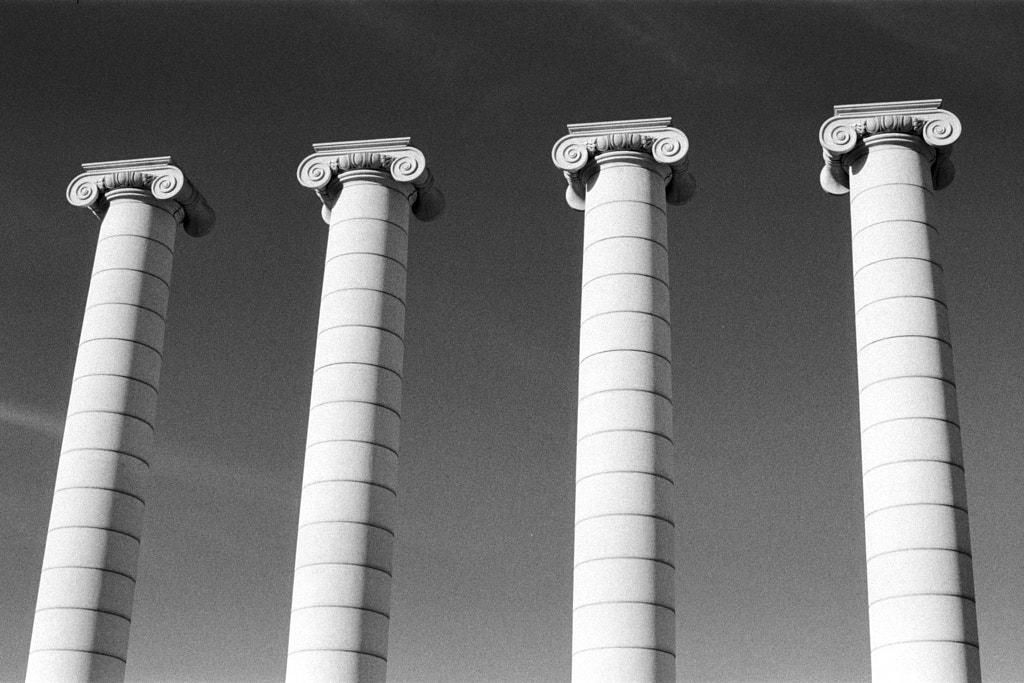 Les Quatre Columnes by Ilkka Hakkarainen / 500px