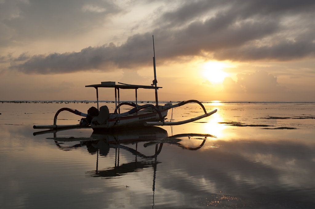 morning on the beach by Agusbali Bikul / 500px
