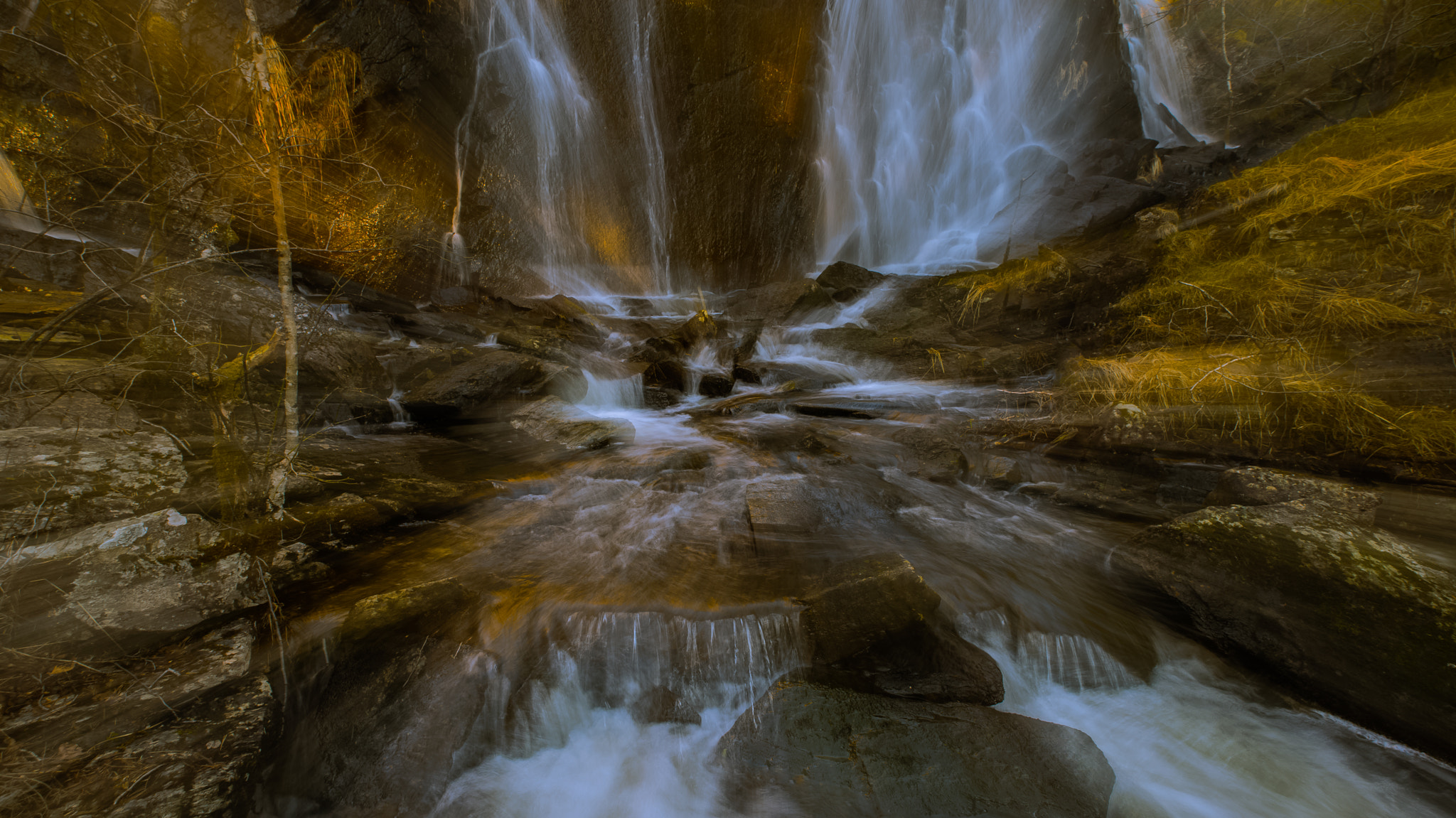 Waterfall zoom by Carl Othar Olsen / 500px