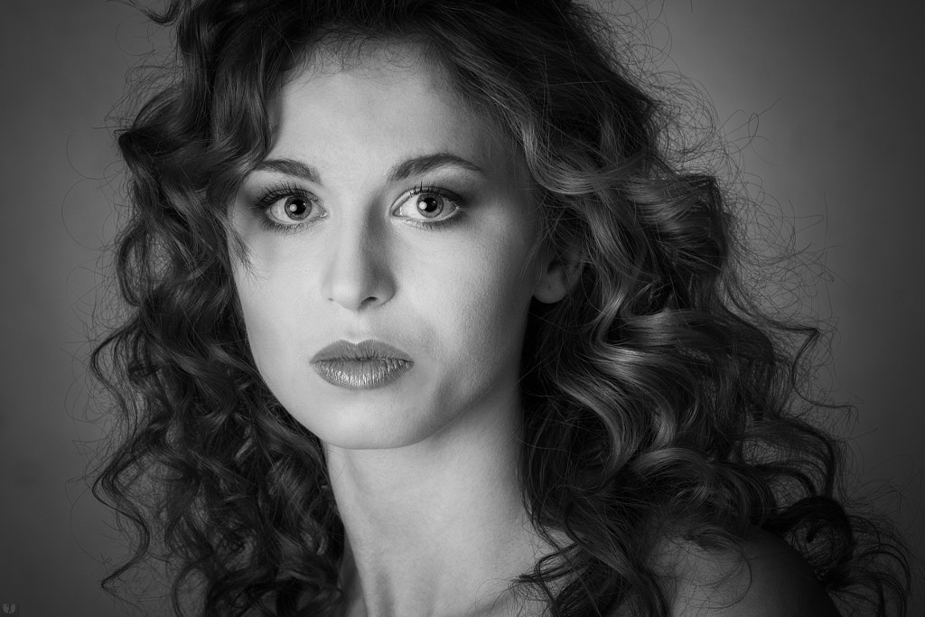 portrait by Jacek Klucznik / 500px