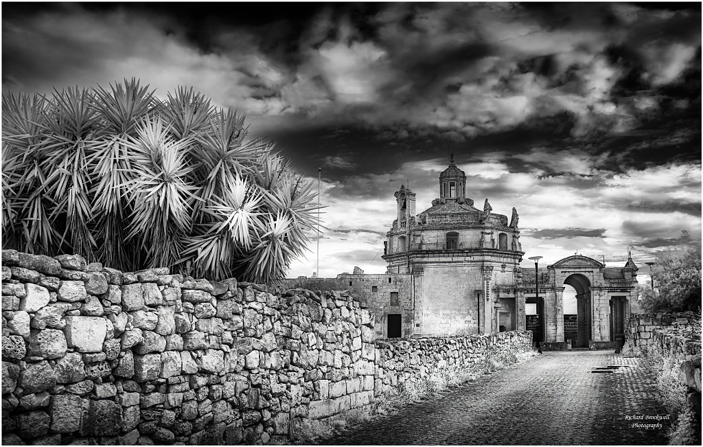 Chapel by Richard Brockwell / 500px