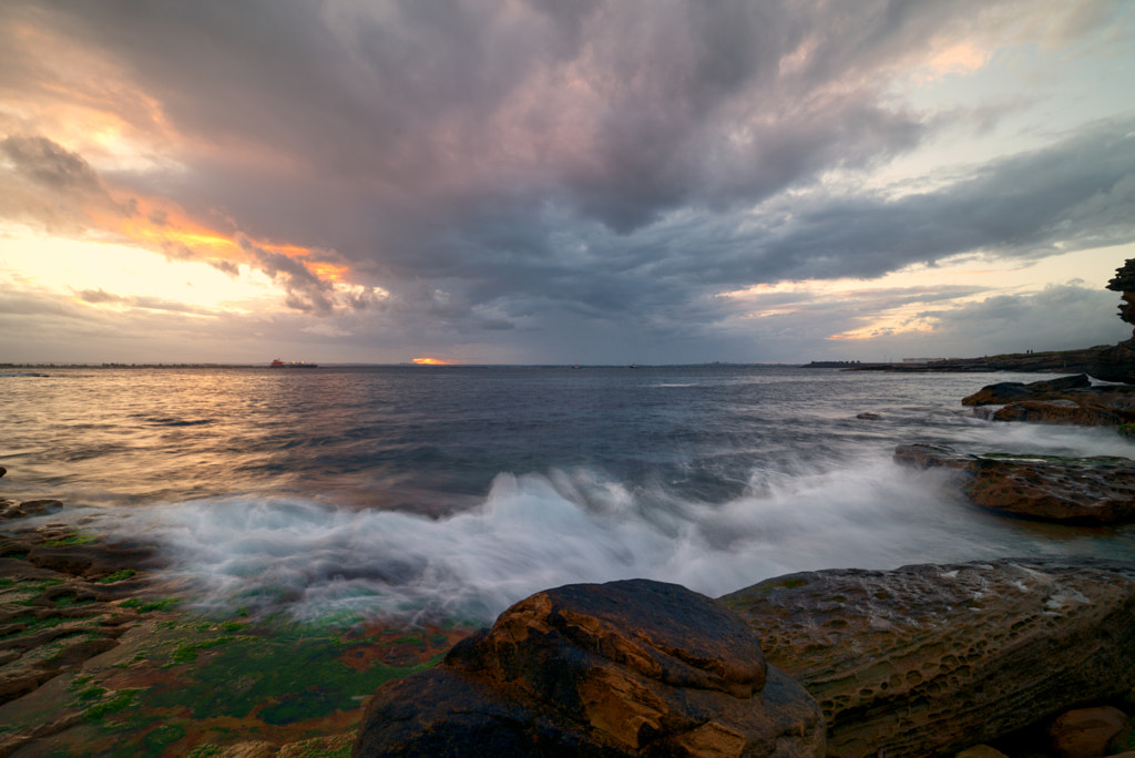 Ocean cloudy sunset by Blindshot 盲拍 / 500px