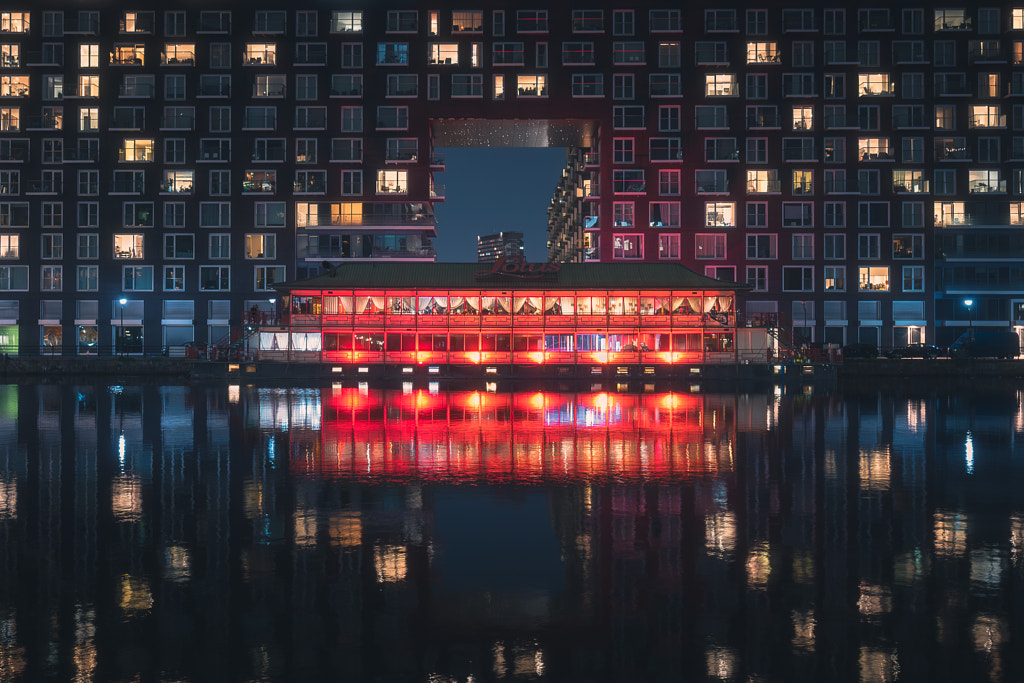 Reflection lights by Alessandro Favaro / 500px
