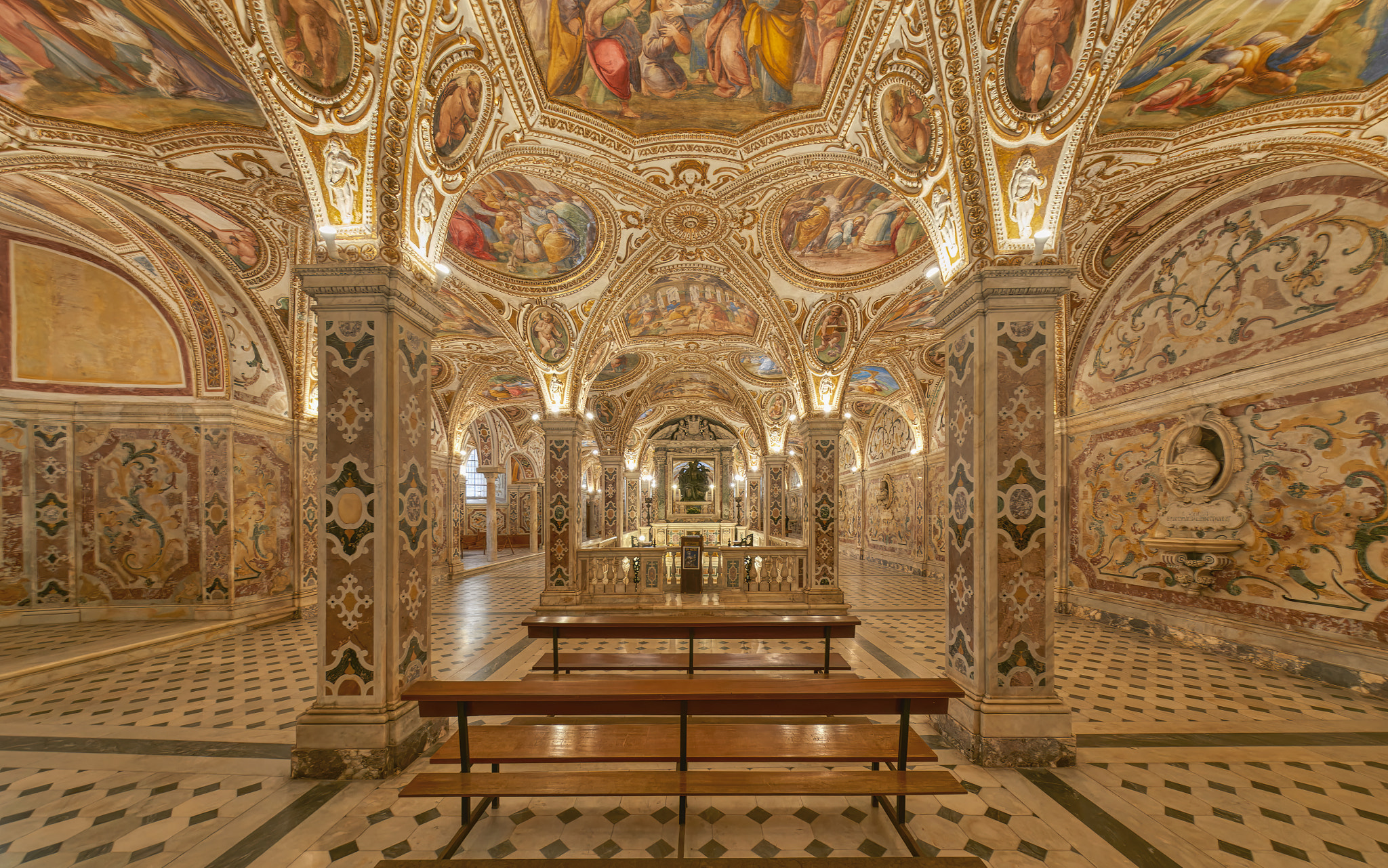 La Cripta del Duomo di Salerno by Yaroslav Romanenko / 500px