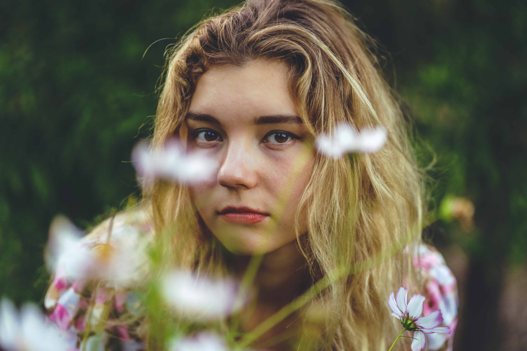 Alexana by Emmanuel Esguerra / 500px