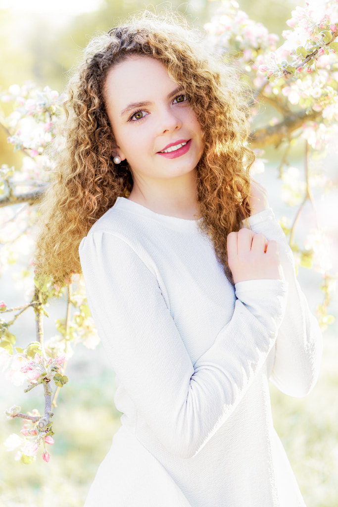 Melissa in spring by Peter Brückner / 500px