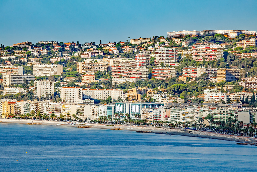 The Côte d'Azur (coast of azure) in France by Armando Mendoza / 500px