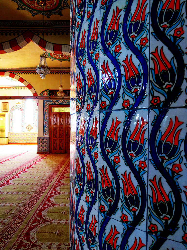 Mosque by Robert Witek / 500px