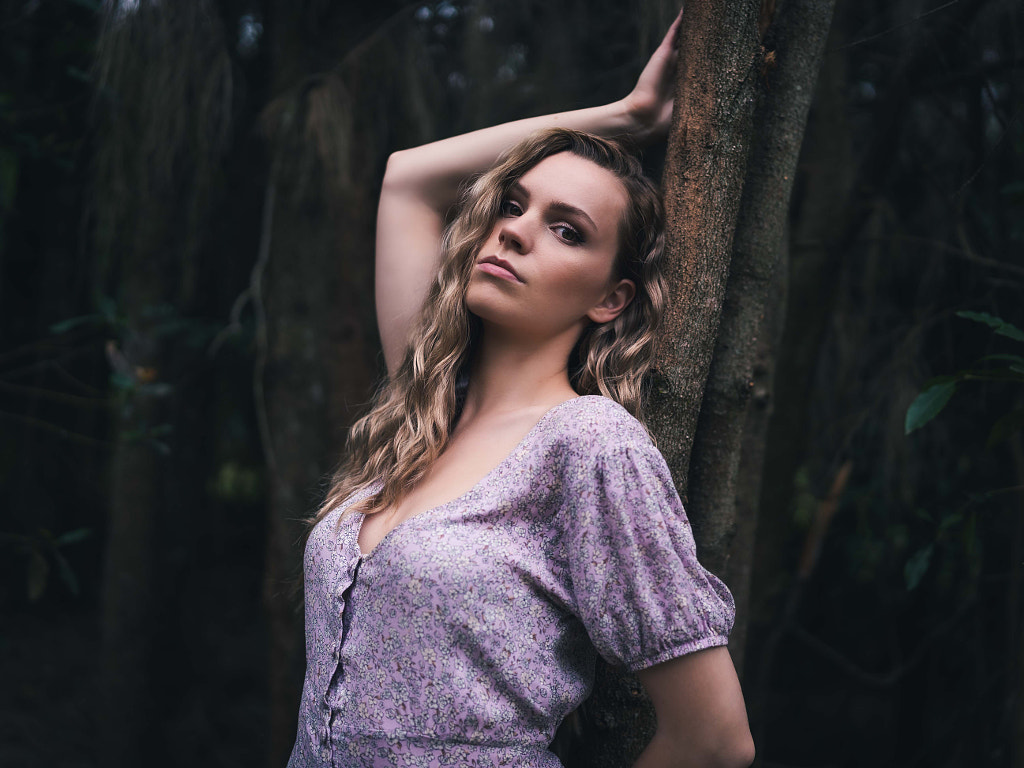 Heather by Emmanuel Esguerra / 500px