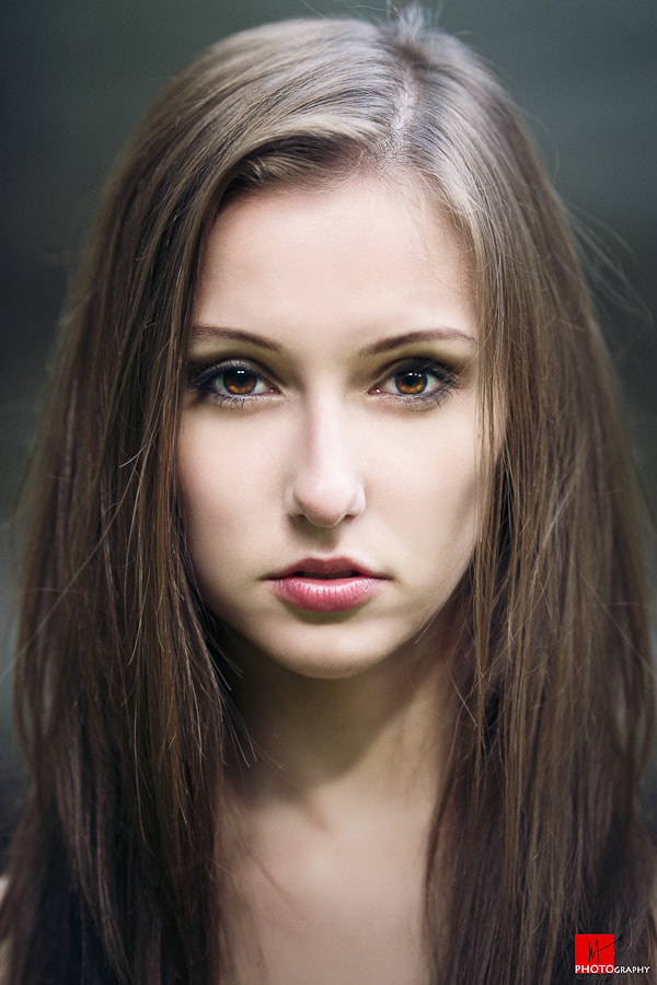 moni by Alfred Weissenegger / 500px