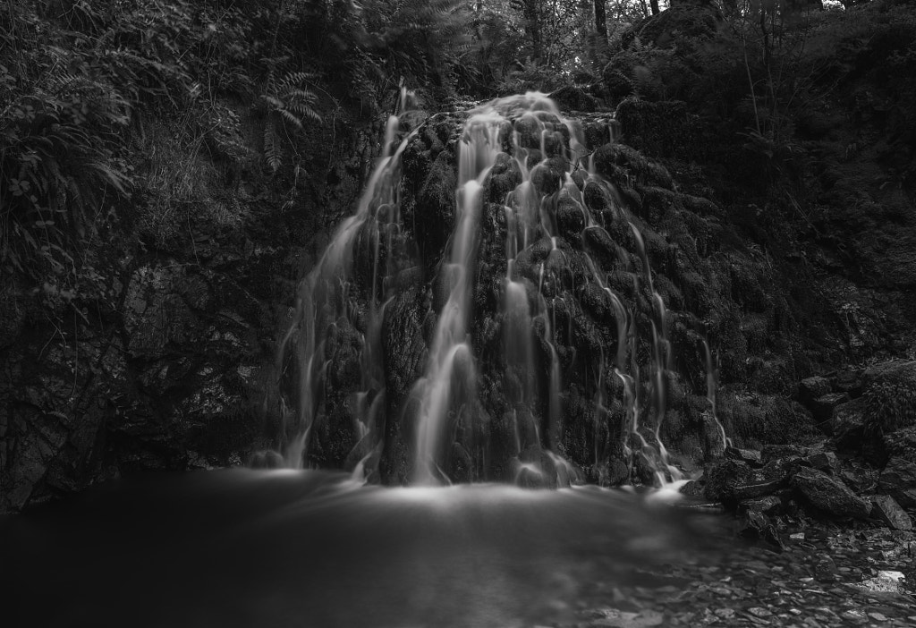 waterfall by Ben Smith Photography / 500px
